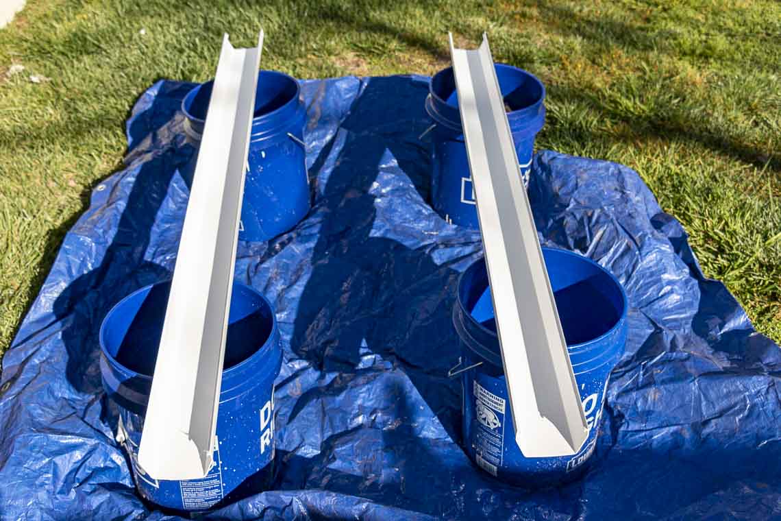How to Make a Bold and Beautiful Rain Gutter Garden • IkornCrafts
